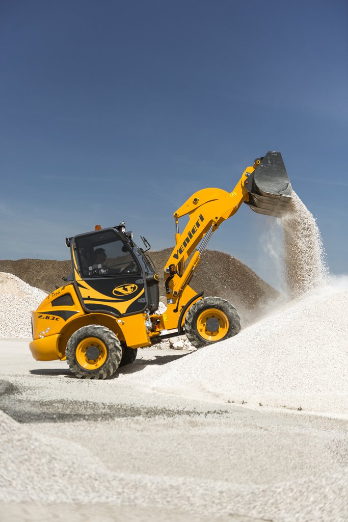 Cabins for construction machines | Lochmann Cabins