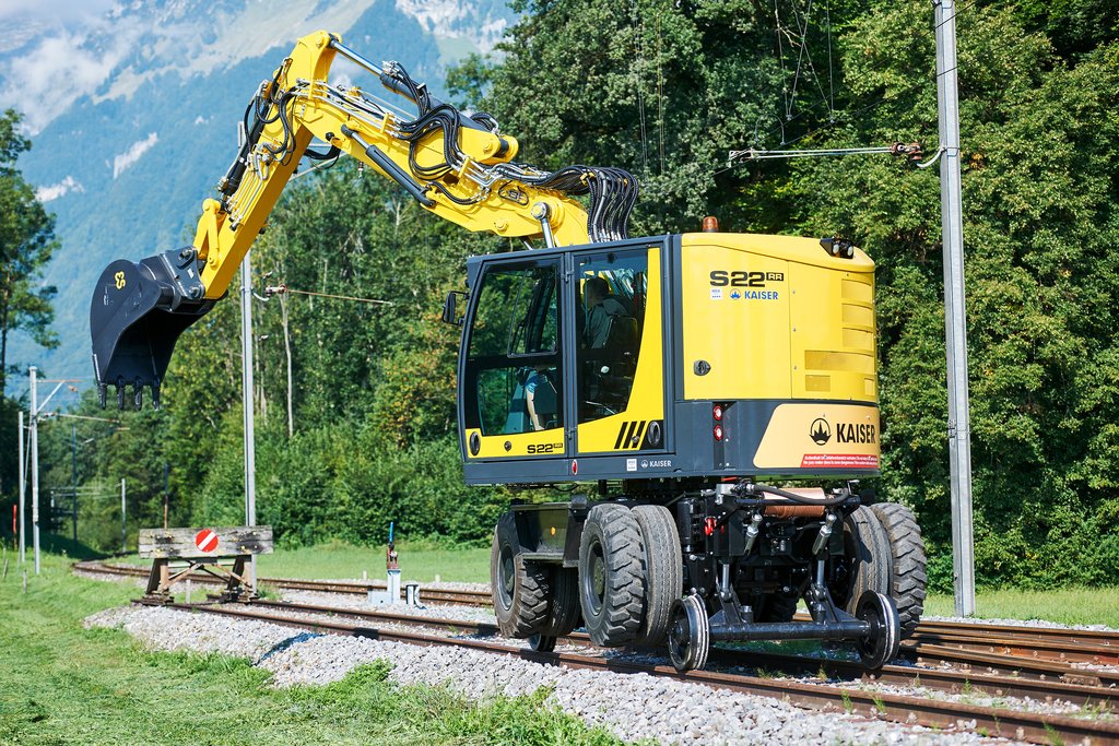 Cabins for construction machines | Lochmann Cabins